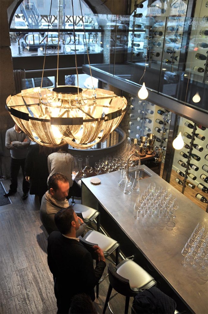 Burgundy Lounge - A taste of my life